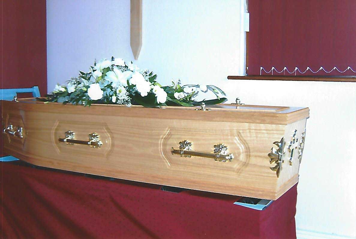 Coffins – Cenfil Reeves a’i Fab