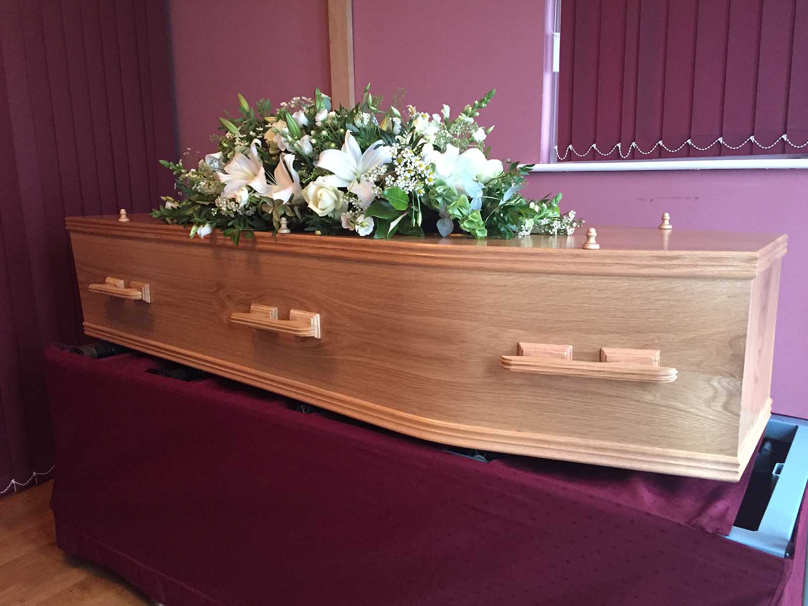 Coffins – Cenfil Reeves a’i Fab